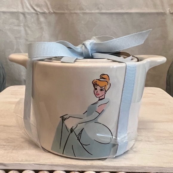Rae Dunn | Kitchen | Rae Dunn Disney Princess Measuring Cups | Poshmark